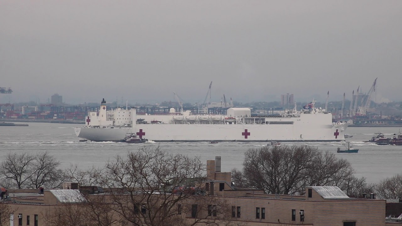 A Sandy Hook Pilot Delivers the USNS Comfort into New York Harbor - New ...
